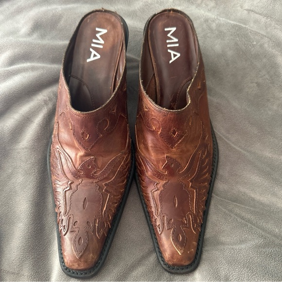 Shoes | Ecu Mia Phoenix Booties Size 7 | Poshmark